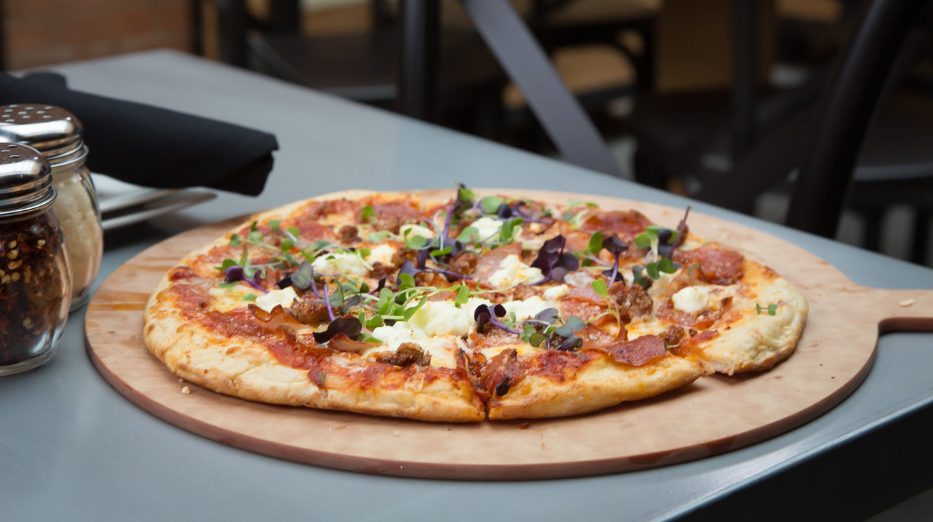 Chelsea Corner: A Neighborhood Bar with an Ageless Vibe - DallasFoodNerd