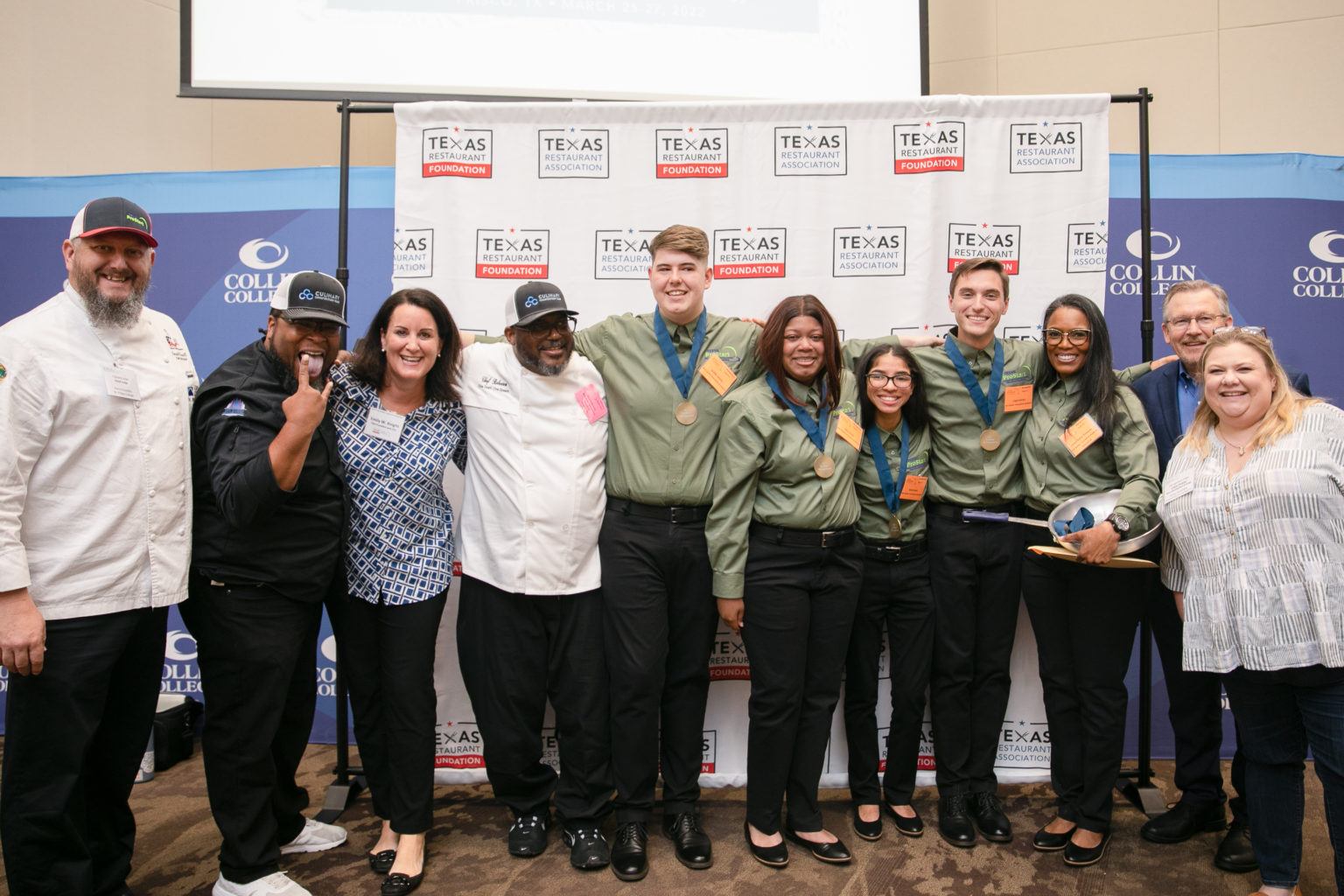 Top High School Culinary Arts and Restaurant Management Students to ...